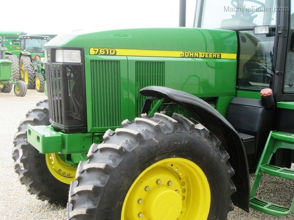 John Deere - 7610