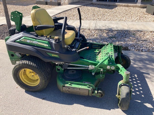 2019 John Deere Z915E - Zero-Turn Mowers - Seguin, TX