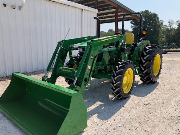John-Deere-5050E-12974