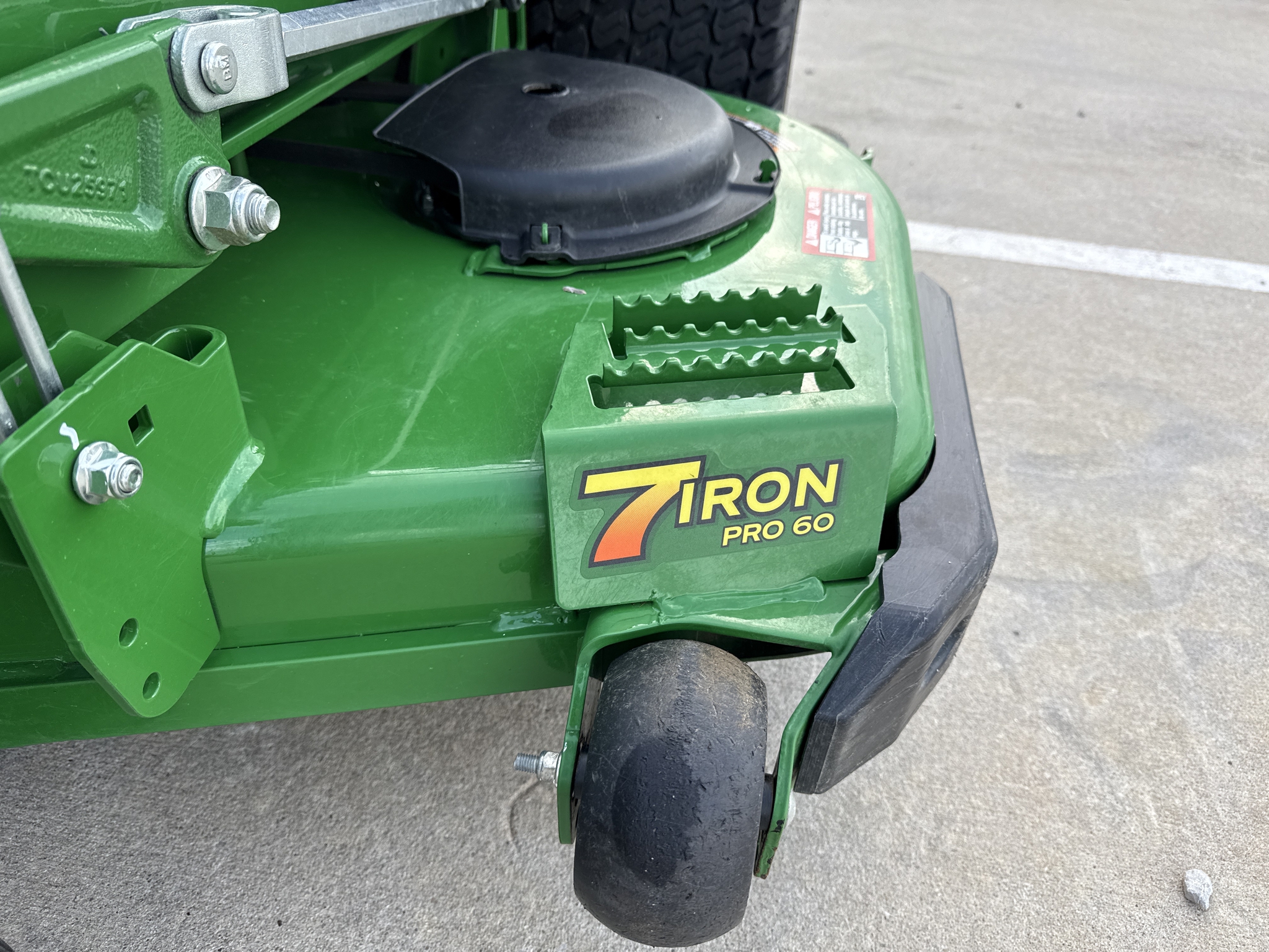 2024 John Deere Z920M - Zero-Turn Mowers - Pauls Valley, OK