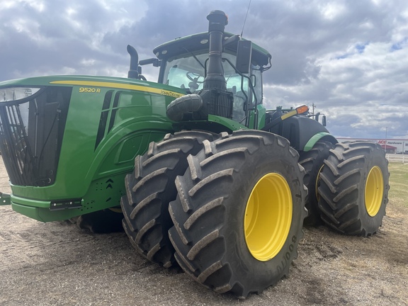 Equipment Details 2021 John Deere 9520R 548238