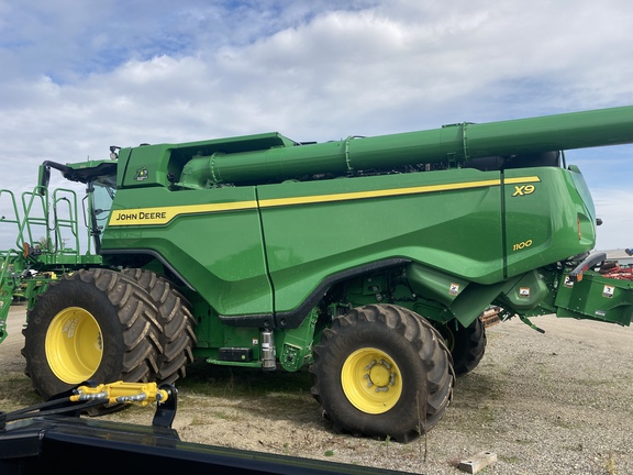 2022 John Deere X9 1100 - Combines - Caro, MI