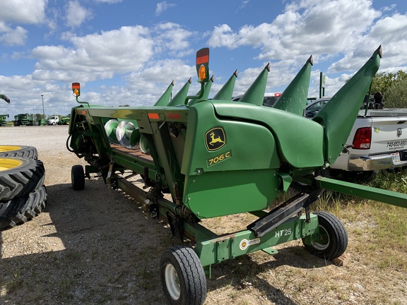 2018 John Deere 706C - Corn and Row Crop headers - Lancaster, OH