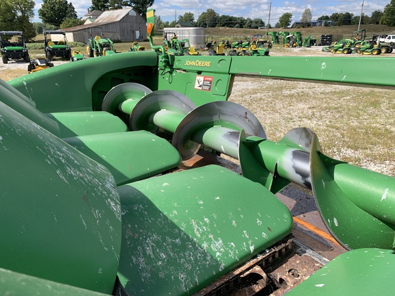 2018 John Deere 706C - Corn and Row Crop headers - Lancaster, OH