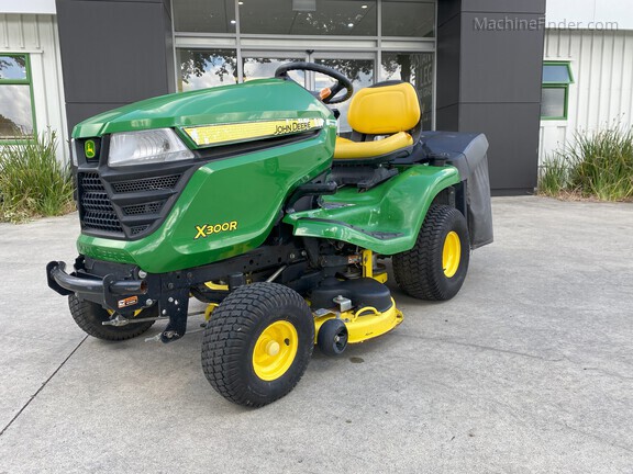 2015 John Deere X300R | Lawn & Garden Tractors | MachineFinder
