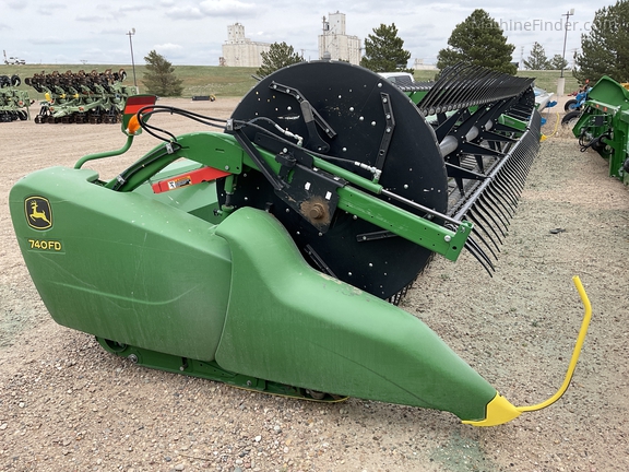 2020 John Deere 740FD | Combine Platforms | MachineFinder