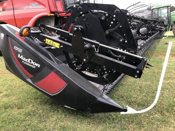 MacDon-FD135-170