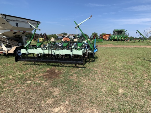 KMC STRIP TILL | Strip Tillers | MachineFinder