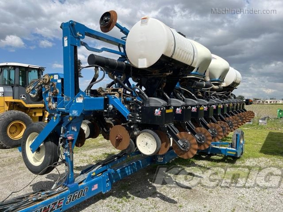 2015 Kinze 3600 | Planters: Drawn | MachineFinder