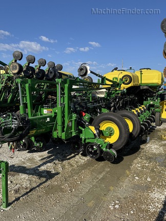 2024 John Deere 1775NT | Planters: Drawn | MachineFinder