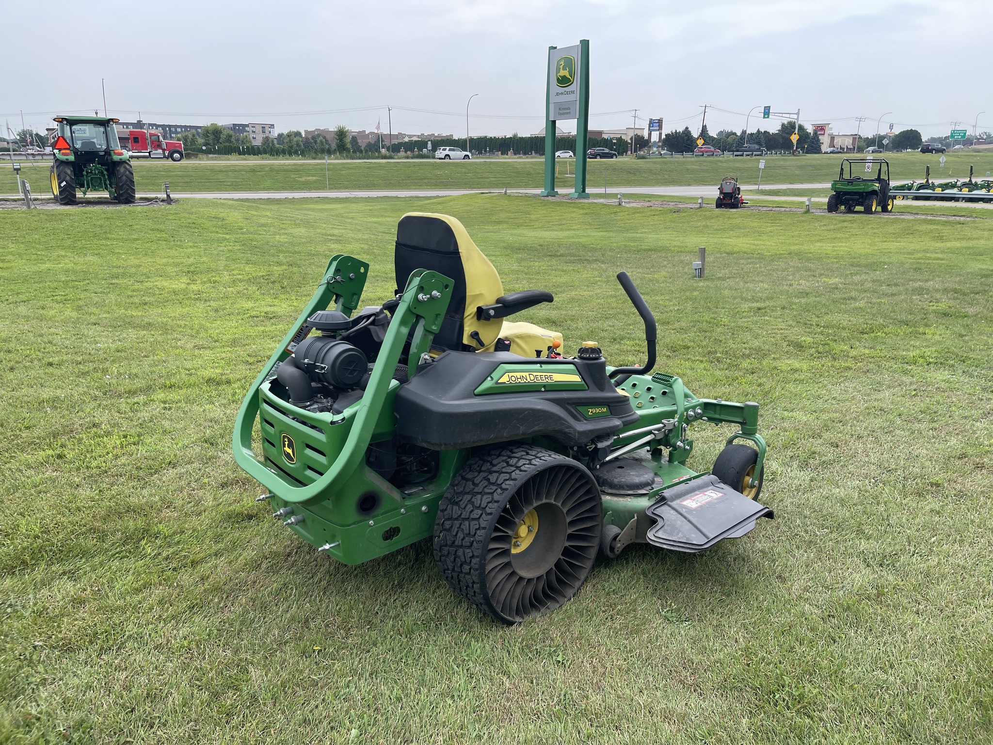 2021 John Deere Z930M - Minnesota Equipment