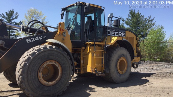 2016 John Deere 824K | Wheel Loaders | MachineFinder