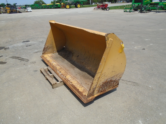 2015 John Deere Bucket | Buckets | MachineFinder