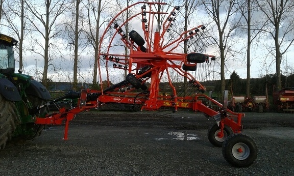 2022 Kuhn *NEW* GA 6501 Twin Rotor Rake | Rakes | MachineFinder