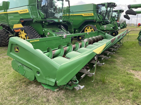 2022 John Deere C8R CORN HEAD | Corn and Row Crop headers | MachineFinder
