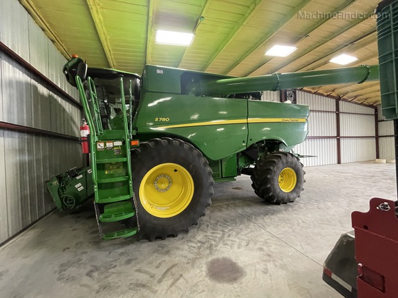 2019 John Deere S780 | Combines | MachineFinder