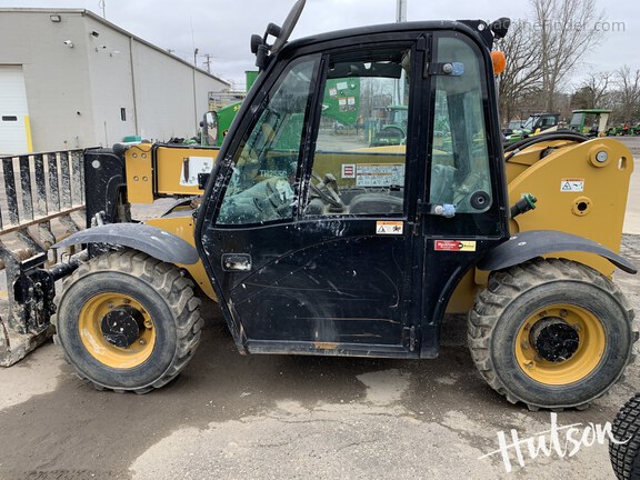 2018 Caterpillar TH255C | Telehandlers: Ag | MachineFinder