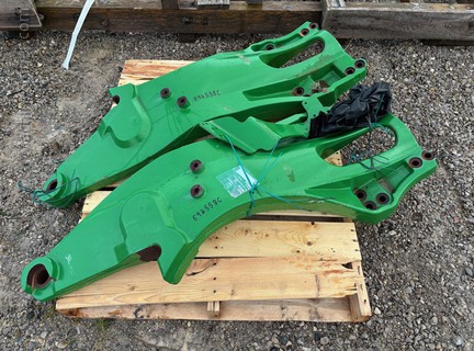 John Deere 7R LOADER MOUNTING FRAMES | Tractor Loaders | MachineFinder