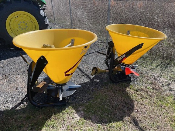 2022 Bush Hog FSP500 - Fertilizer Spreaders - Chiefland, FL