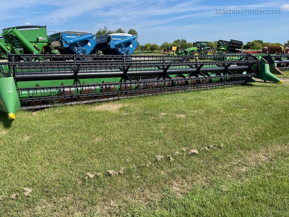 2001 John Deere 930F | Combine Platforms | MachineFinder