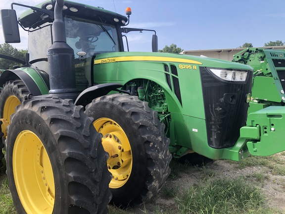 John-Deere-8295R-1647