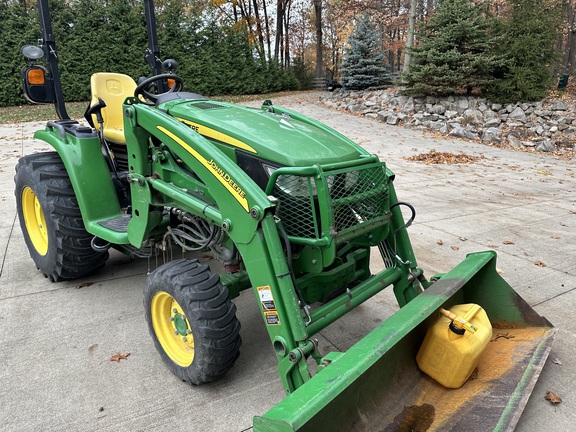 2016 John Deere 3046R - Compact Utility Tractors - Mansfield, OH