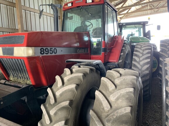 Case IH 8950 | Row Crop Tractors | MachineFinder