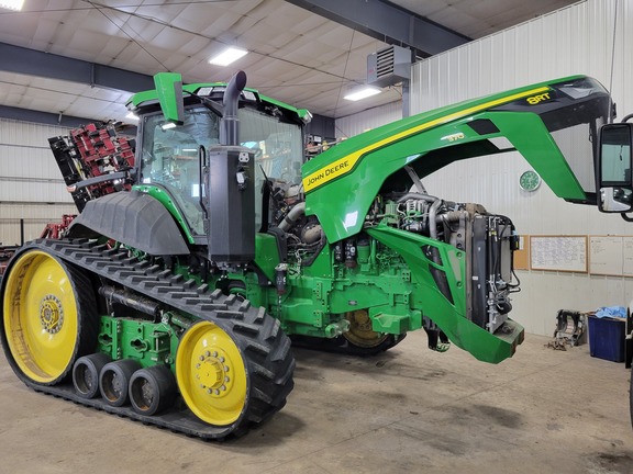 Equipment Details 2021 John Deere 8RT 370 554917
