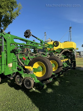 2024 John Deere 1775NT | Planters: Drawn | MachineFinder
