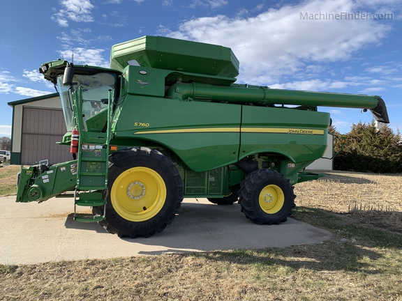 2024 John Deere S760 | Combines | MachineFinder