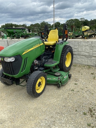 Equipment Details 2005 John Deere 3120