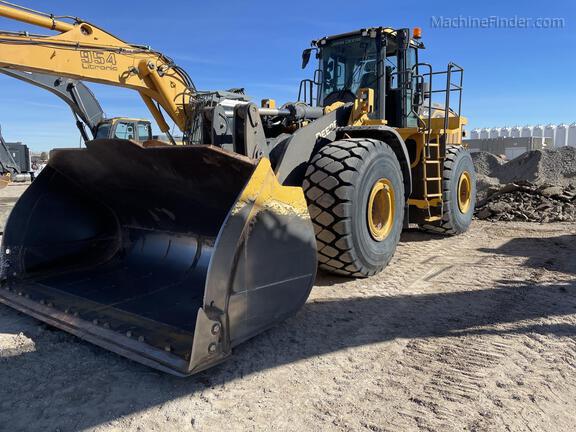 2020 John Deere 844L | Wheel Loaders | MachineFinder