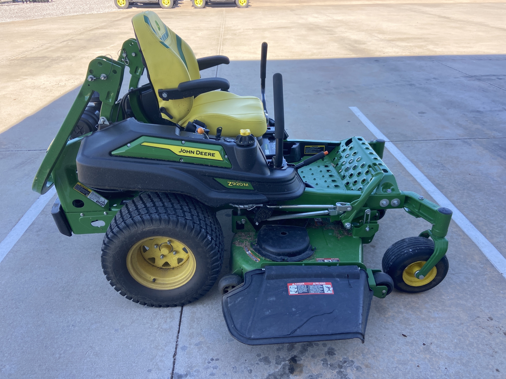 2024 John Deere Z920M - Zero-Turn Mowers - Pauls Valley, OK
