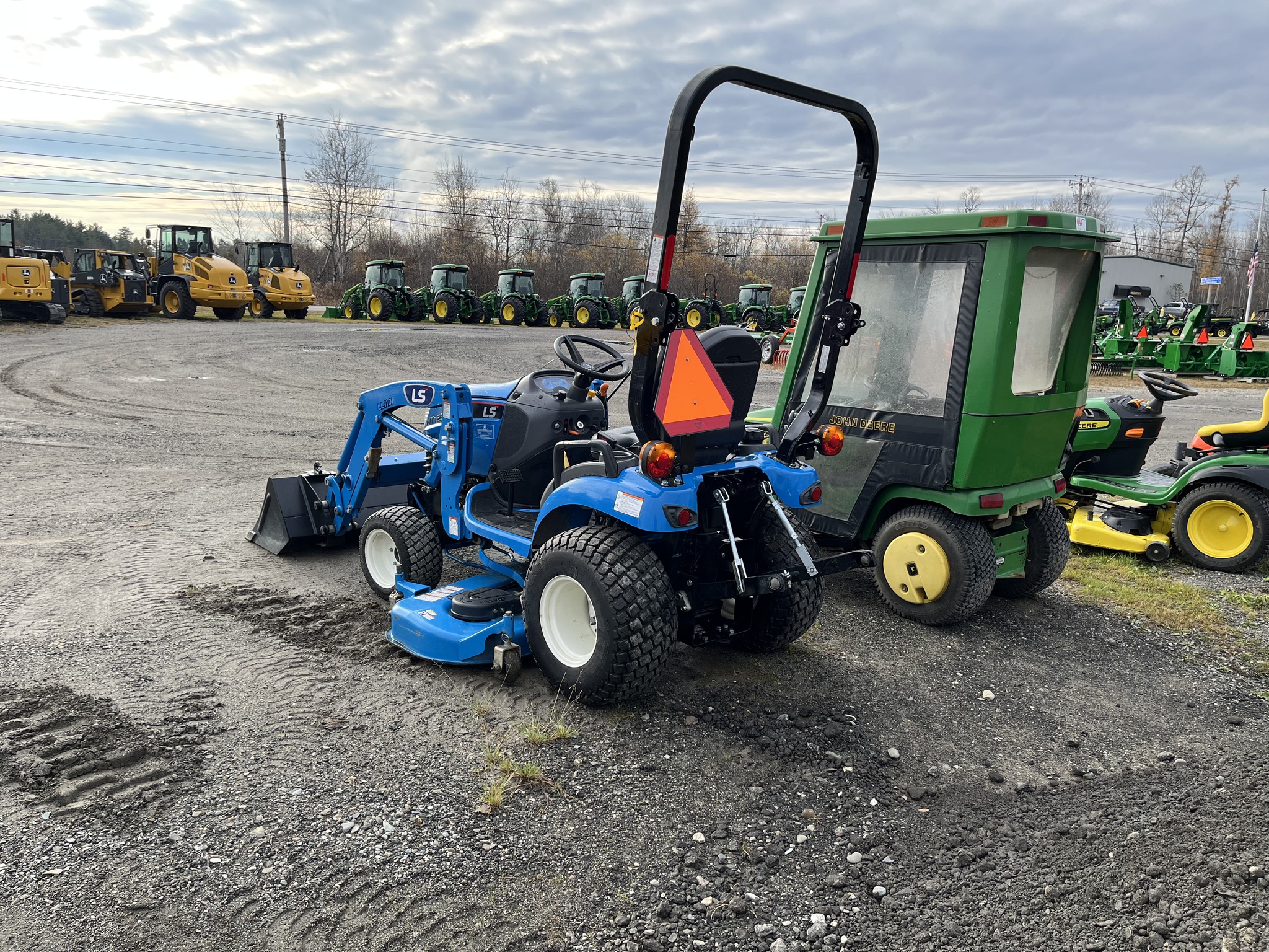 2024 LS MT 125 Tractor - Compact Utility For Sale - Greenway Equipment ...