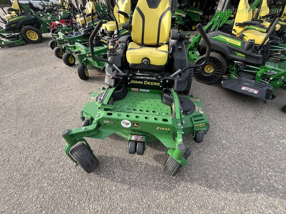 2022 John Deere Z930M | Zero-Turn Mowers | MachineFinder