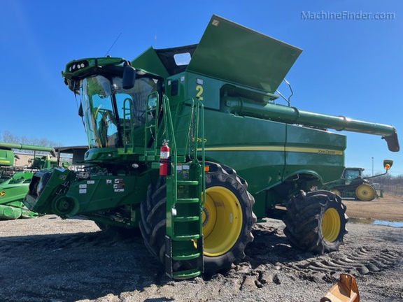 2021 John Deere S790 | Combines | MachineFinder