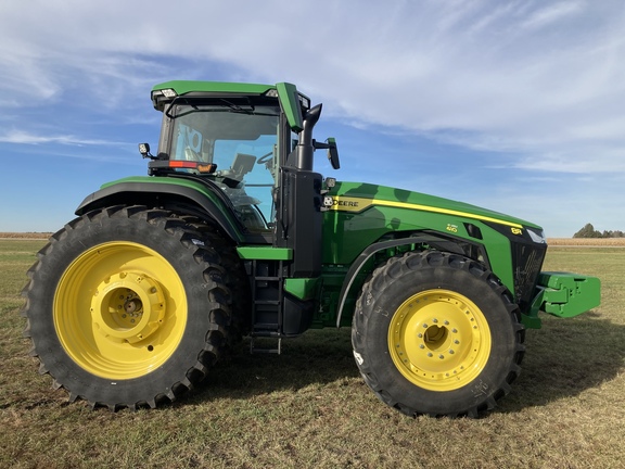 John-Deere-8R-410-3355