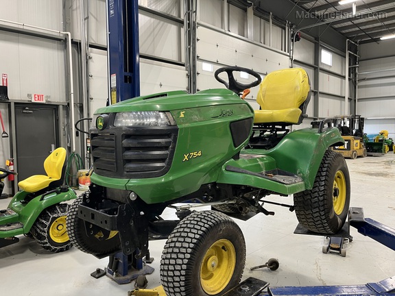 2017 John Deere X754 | Lawn & Garden Tractors | MachineFinder