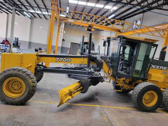 2008 John Deere 770D | Motoniveladoras | MachineFinder