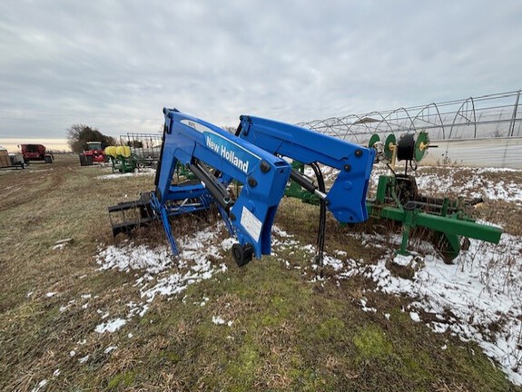 2011 New Holland T7.250 - Utility Tractors - Sodus, MI