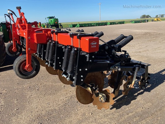 2020 Krause 1205-M-1630 | Strip Tillers | MachineFinder