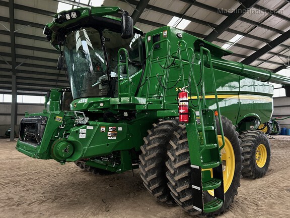 2024 John Deere S760 | Combines | MachineFinder
