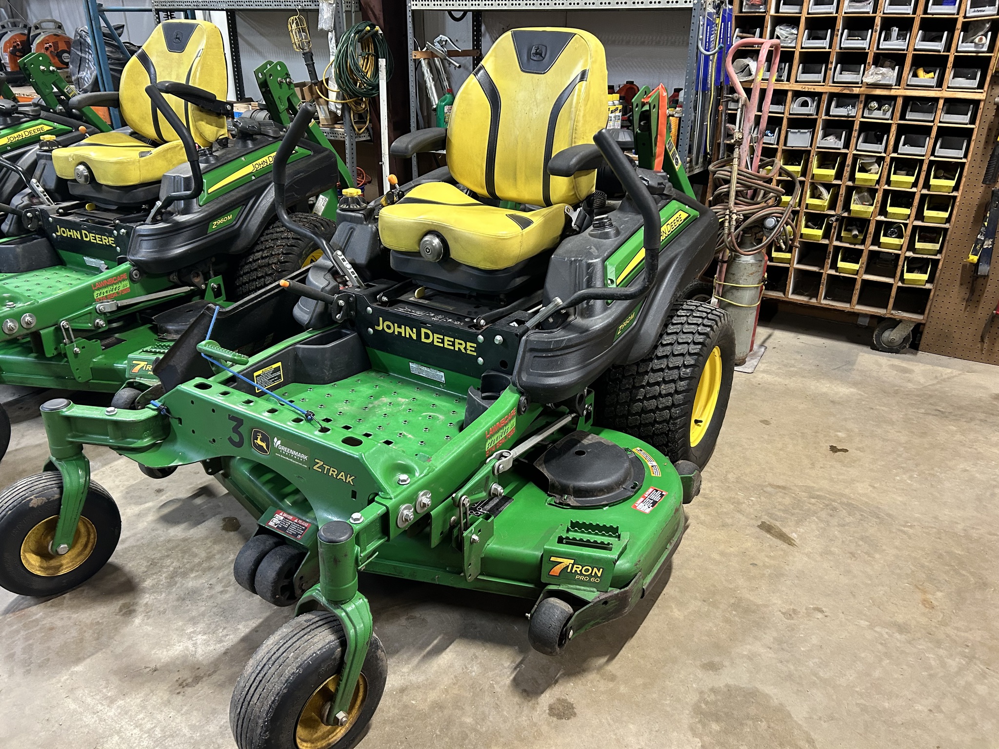 2021 John Deere Z960M - Zero-Turn Mowers - Mishawaka, IN