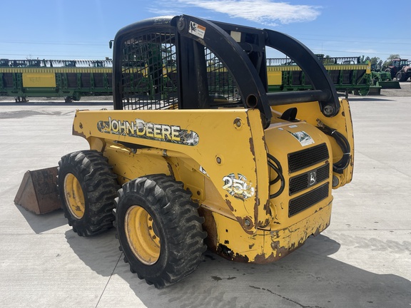 2002 John Deere 250 - Skid Steer Loaders - Kent City, MI
