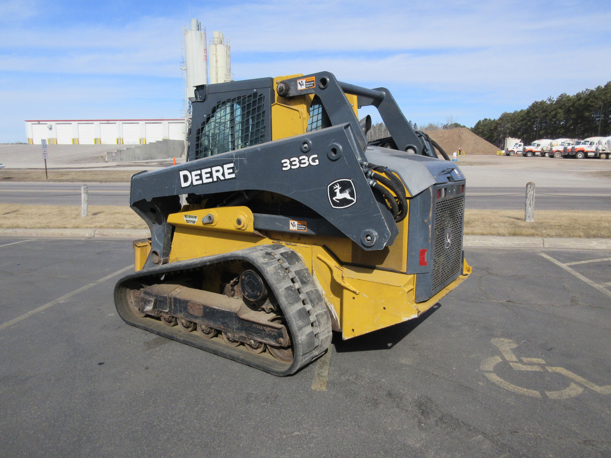 2018 John Deere 333G - Minnesota Equipment