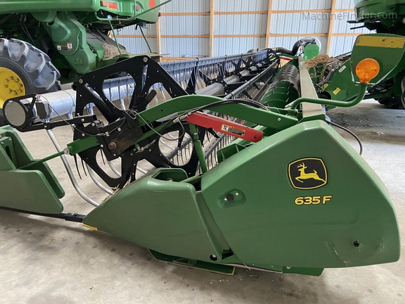 2021 John Deere 635F | Combine Platforms | MachineFinder