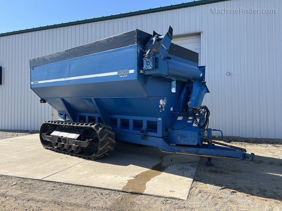 1999 Kinze AW 1040 | Grain Carts | MachineFinder