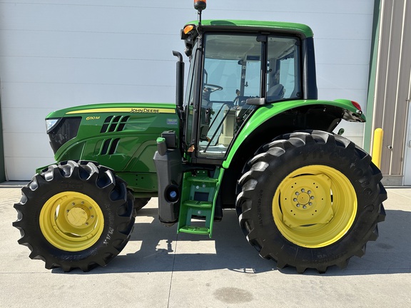 2020 John Deere 6110M - Utility Tractors - Napoleon, OH