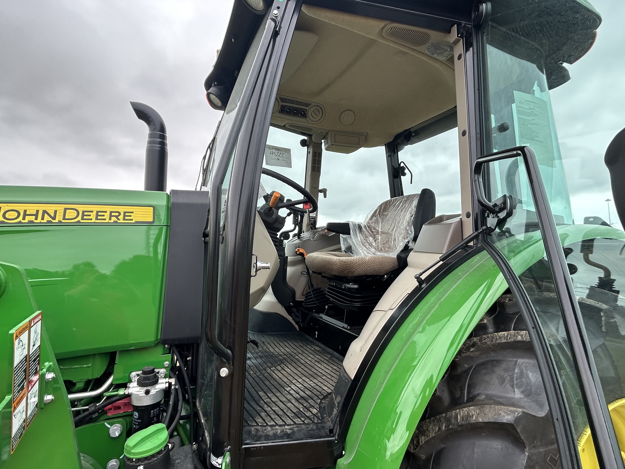 2023 John Deere 5090E - Tractor Loaders - Mansfield, OH