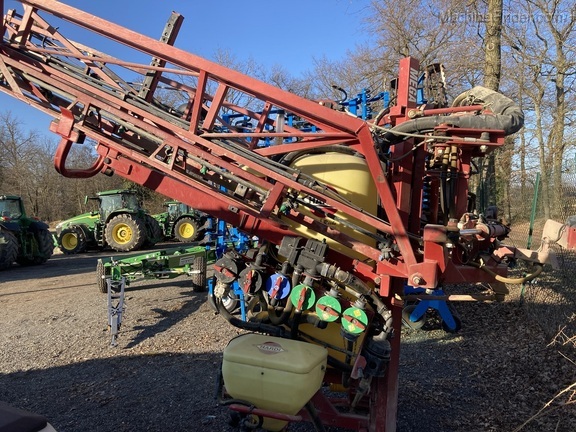 1998 Hardi MEGA 1000 | Integral Sprayers | MachineFinder